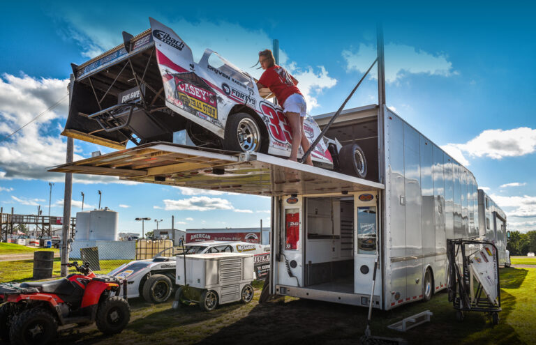 The Unexpectedly Awesome World Of Car Trailers With Anchors More Than Just A Pretty Facefeed