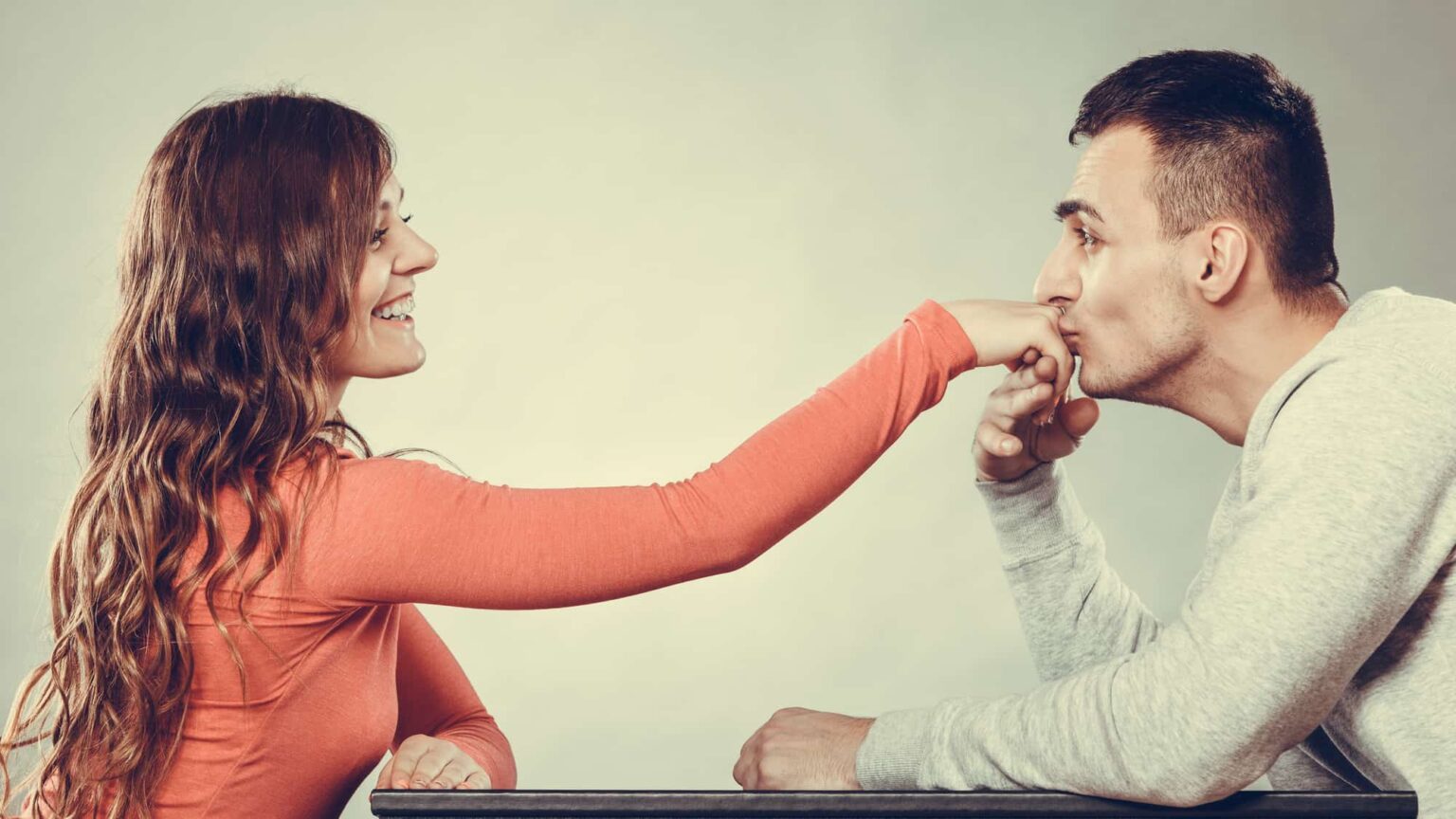 A Realistic Guide to Healthy Relationship for Men - Dude Pins